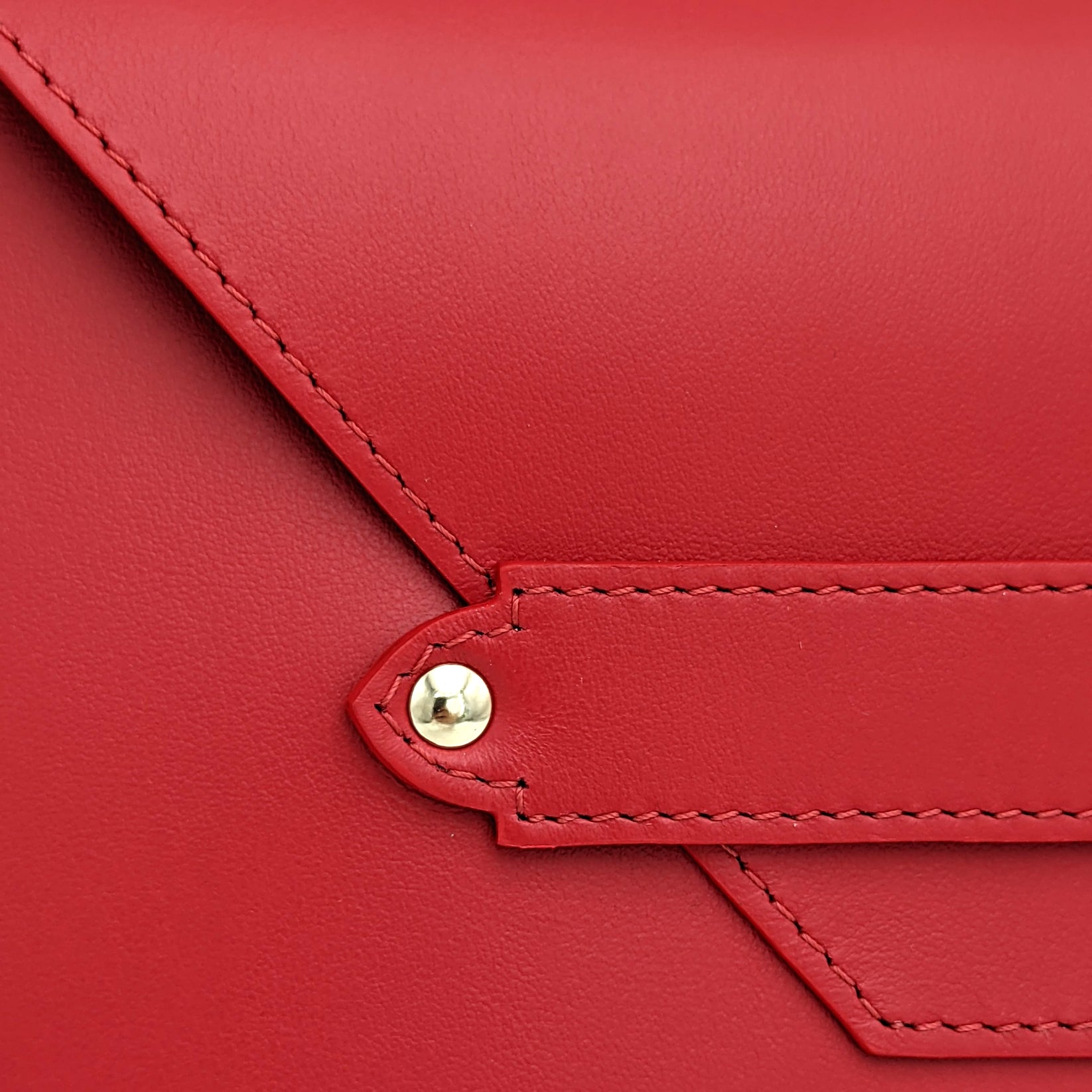 Refined leather pouch red – French Address